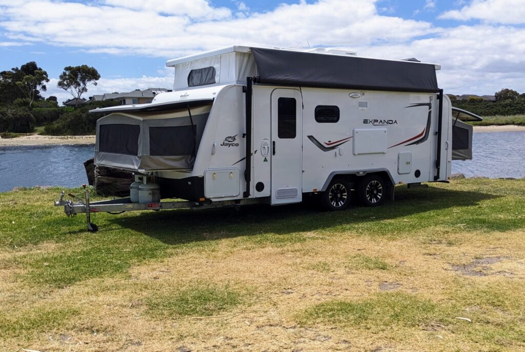 The Southerland | Jayco Expanda | Victorian Caravan Hirex